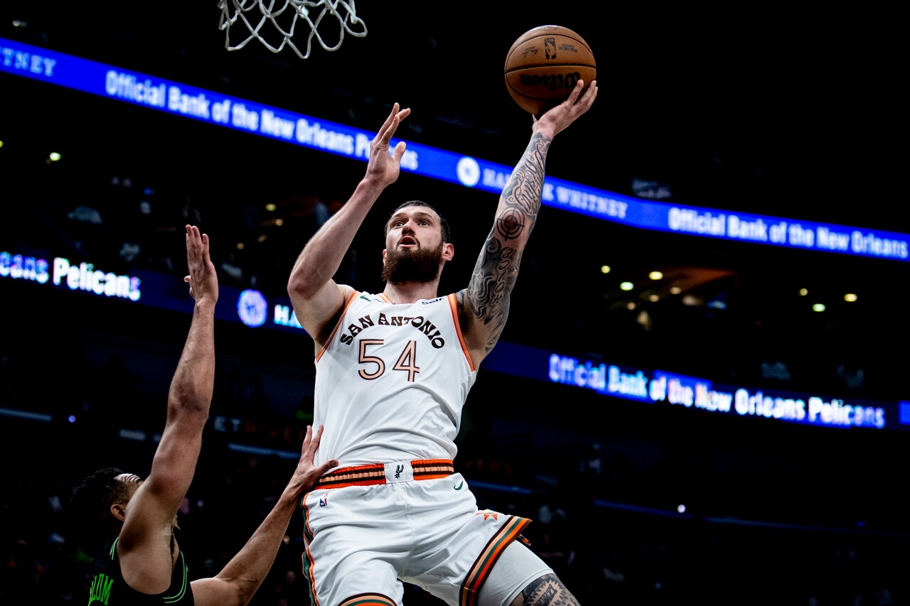 Photos: Spurs at New Orleans Pelicans I 4/5/24 | San Antonio Spurs
