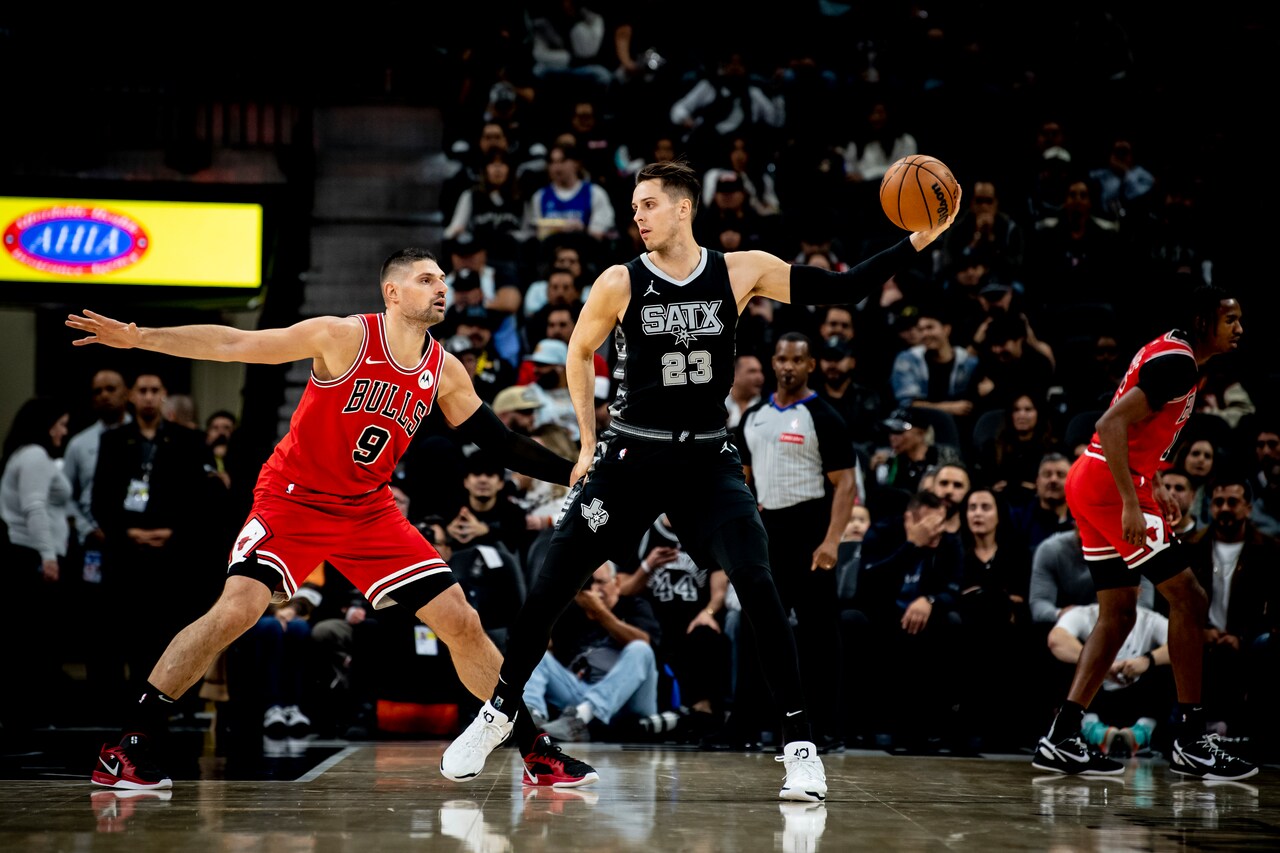 Photos: Spurs vs Chicago Bulls | 12/05/24 | San Antonio Spurs