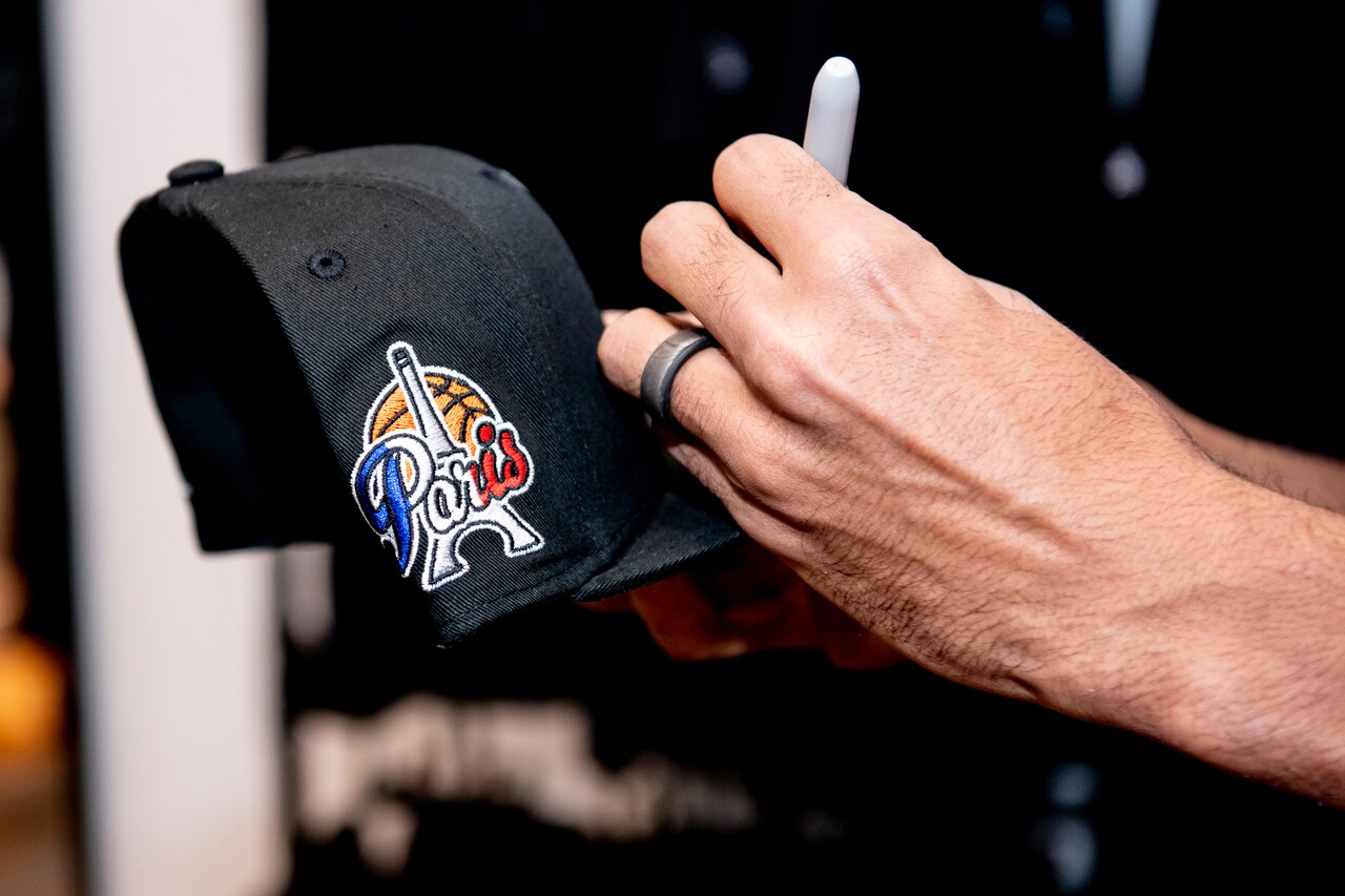 Spurs Pop-Up Shop with Tre and Julian | San Antonio Spurs