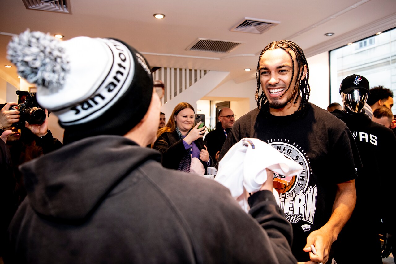 Spurs Pop-Up Shop with Tre and Julian | San Antonio Spurs