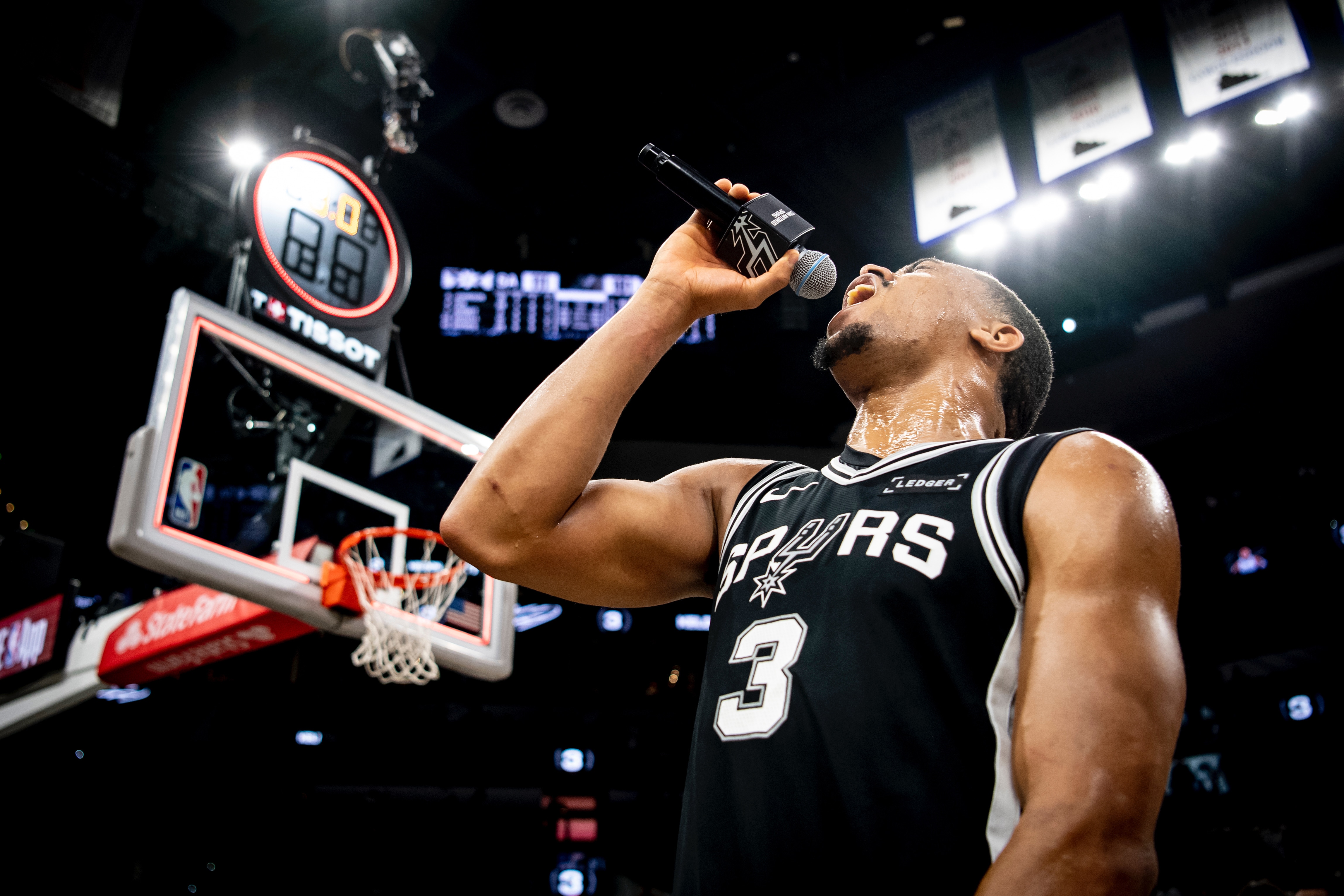 Photos: Spurs vs. Memphis Grizzlies | 11/18/25 | San Antonio Spurs