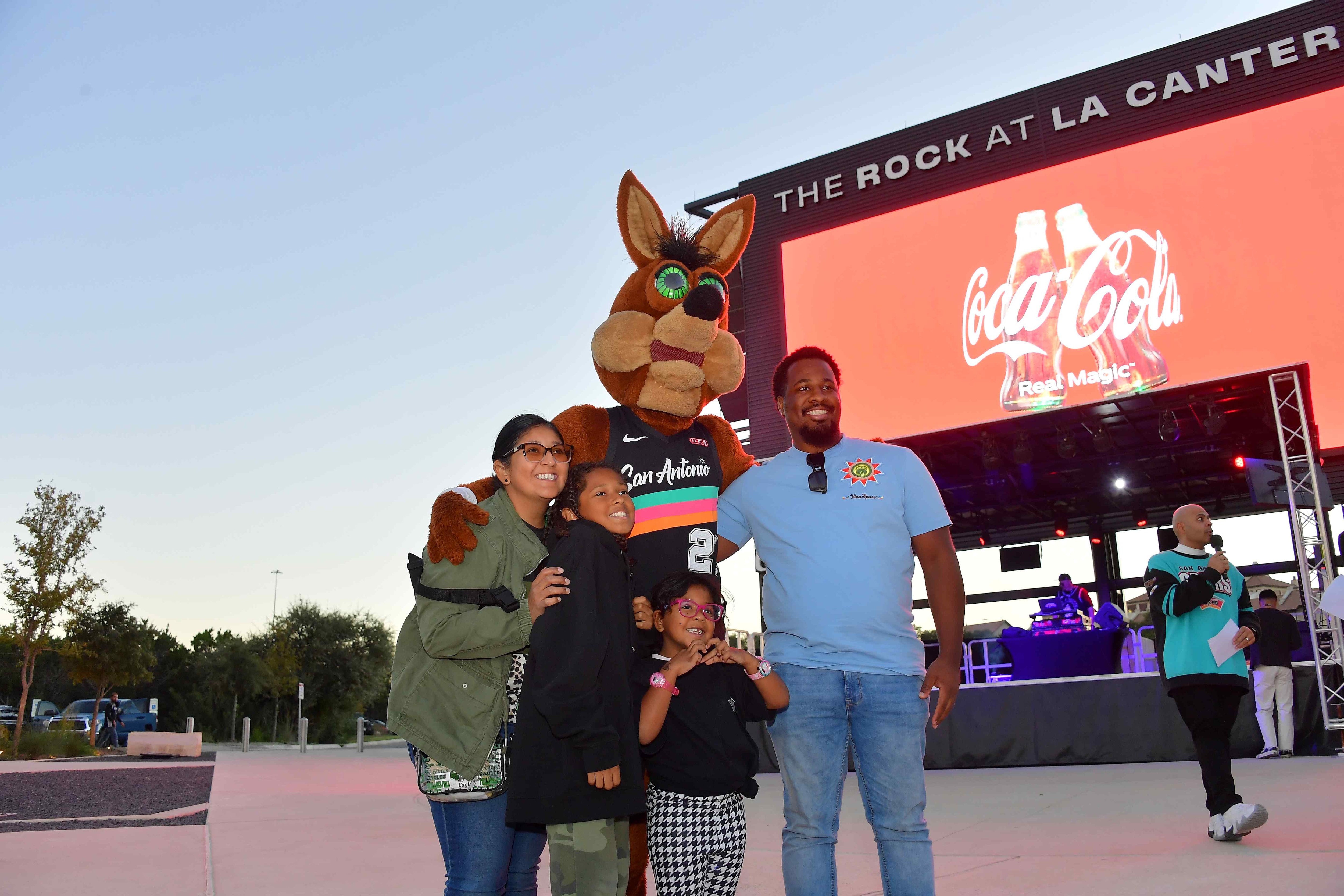 San Antonio Spurs Announce Official Fan Fest Watch Party Schedule for ...