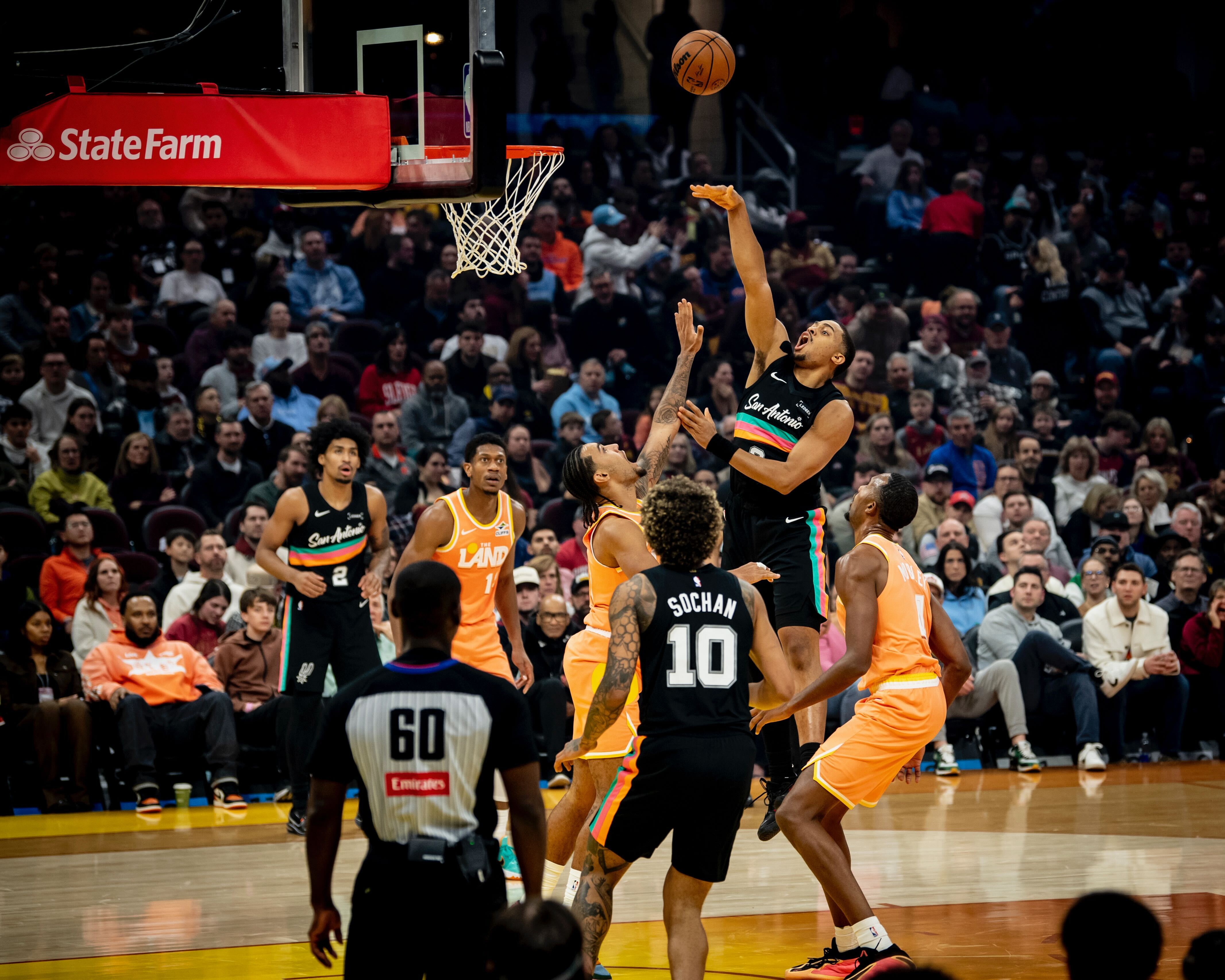 Photos: Spurs vs Cleveland Cavaliers | 12/05/25 | San Antonio Spurs