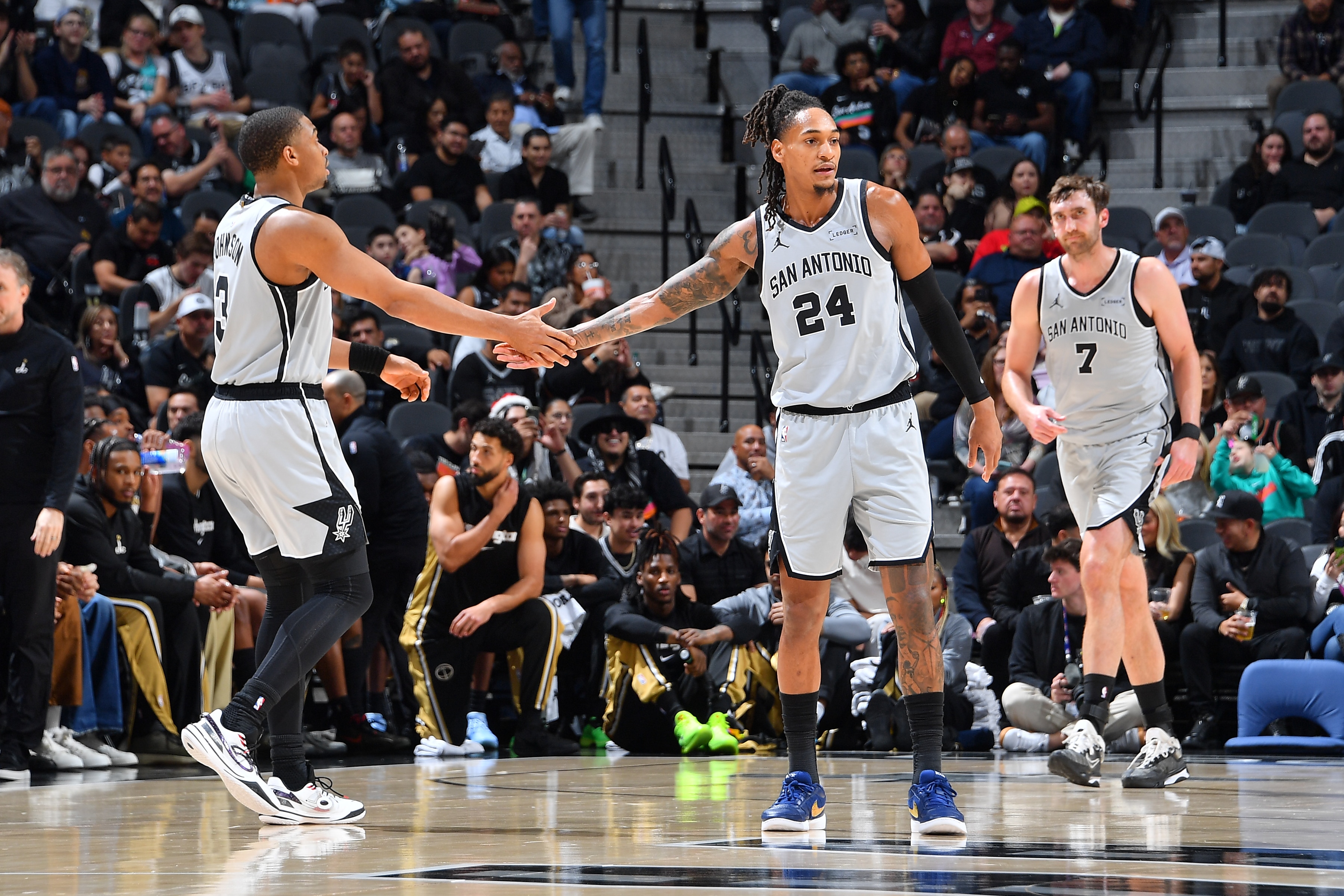 Team Highlights vs Washington Wizards | 12/18/25 | San Antonio Spurs