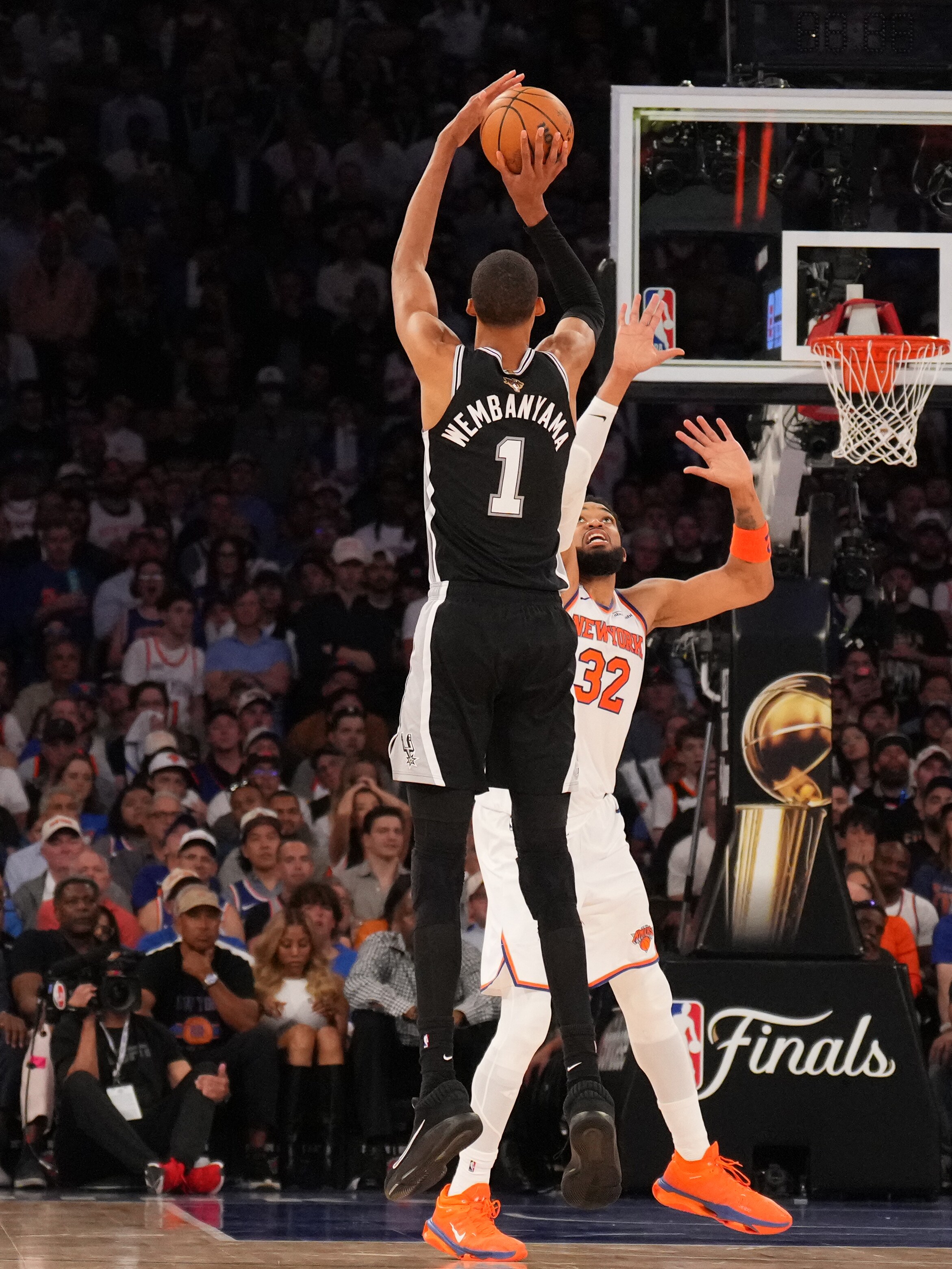WATCH: Spurs Select Carter Bryant with the 14th Pick of the 2025 NBA ...