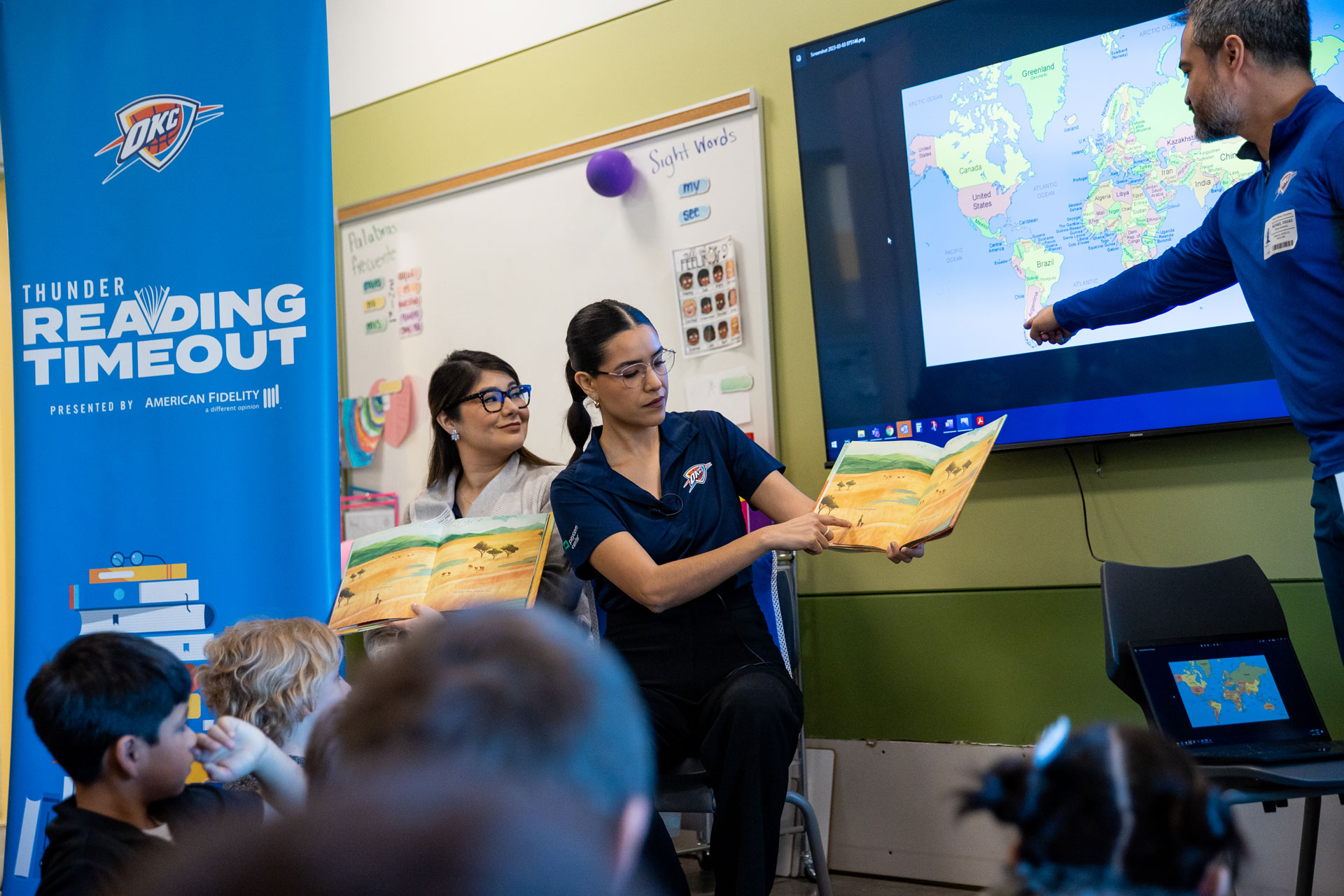 Photos: Reading Timeout at Western Gateway Elementary Photo Gallery ...