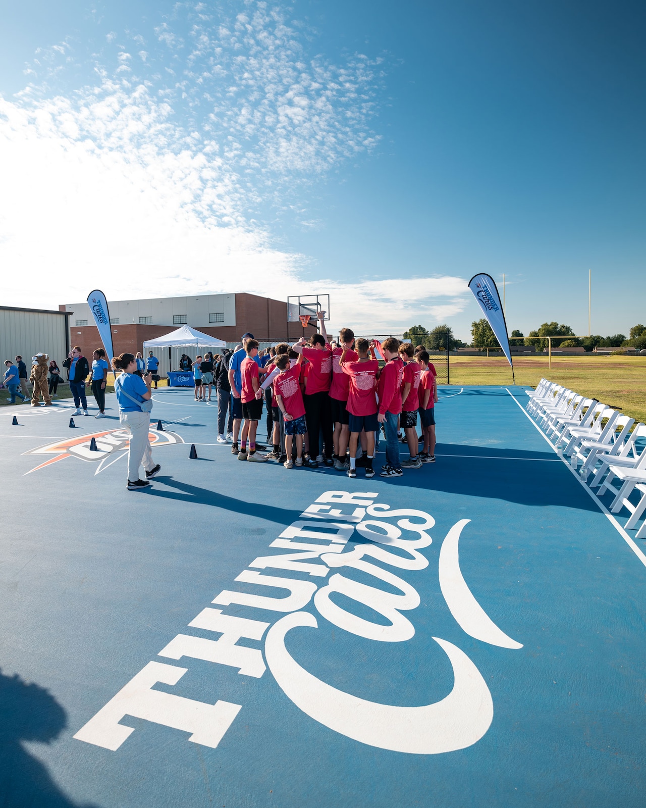Photos: Court Makeover at Highland East Jr. High Photo Gallery | NBA.com