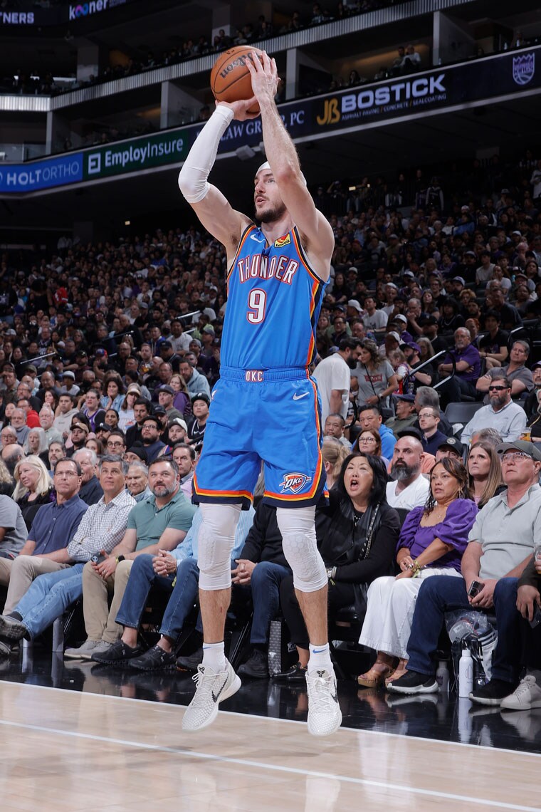 Photos: Thunder at Kings | Oklahoma City Thunder