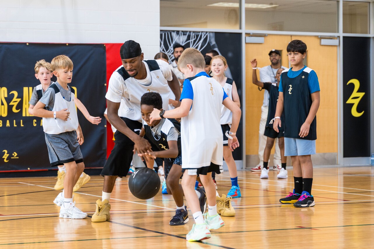 SGA Hosts Camp in Hometown of Hamilton | Oklahoma City Thunder