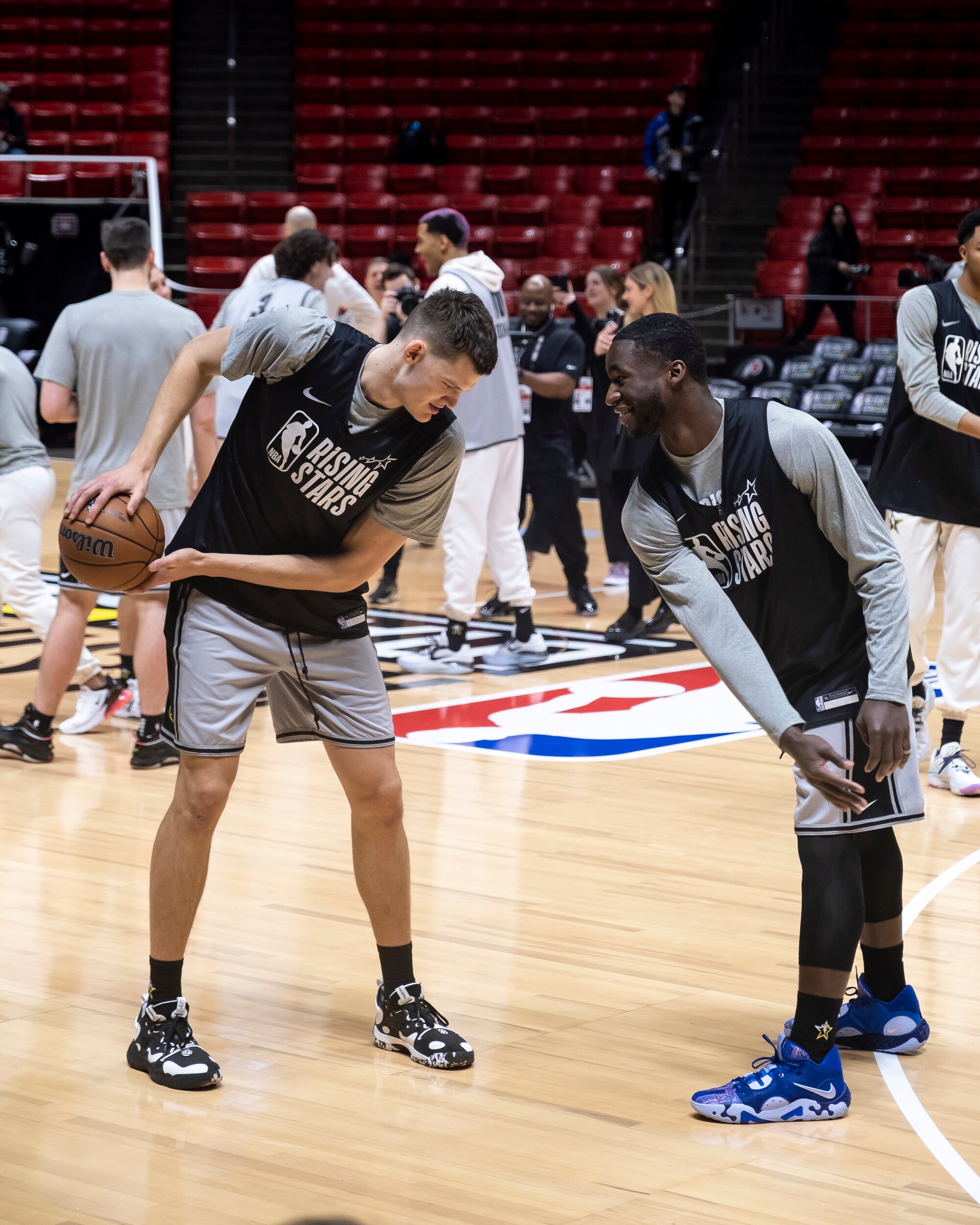 PHOTOS | Walker Kessler 22/23 Season Photo Gallery | NBA.com