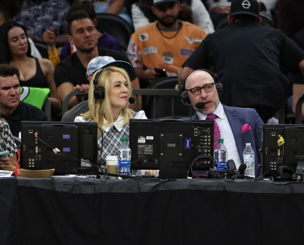 Roundball Roundup: ESPN's Dave Pasch remember toughness of 90's Jazz ...