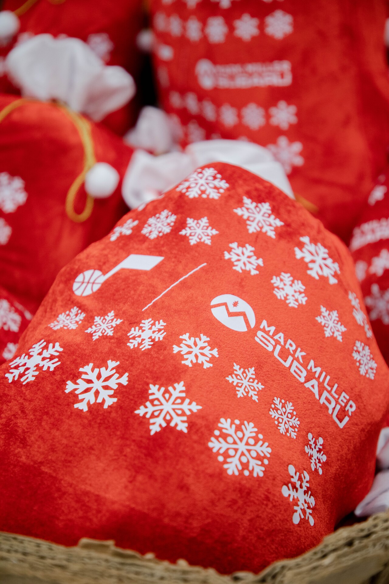 PHOTOS | Mark Miller Subaru Santa Sacks Prep | Utah Jazz