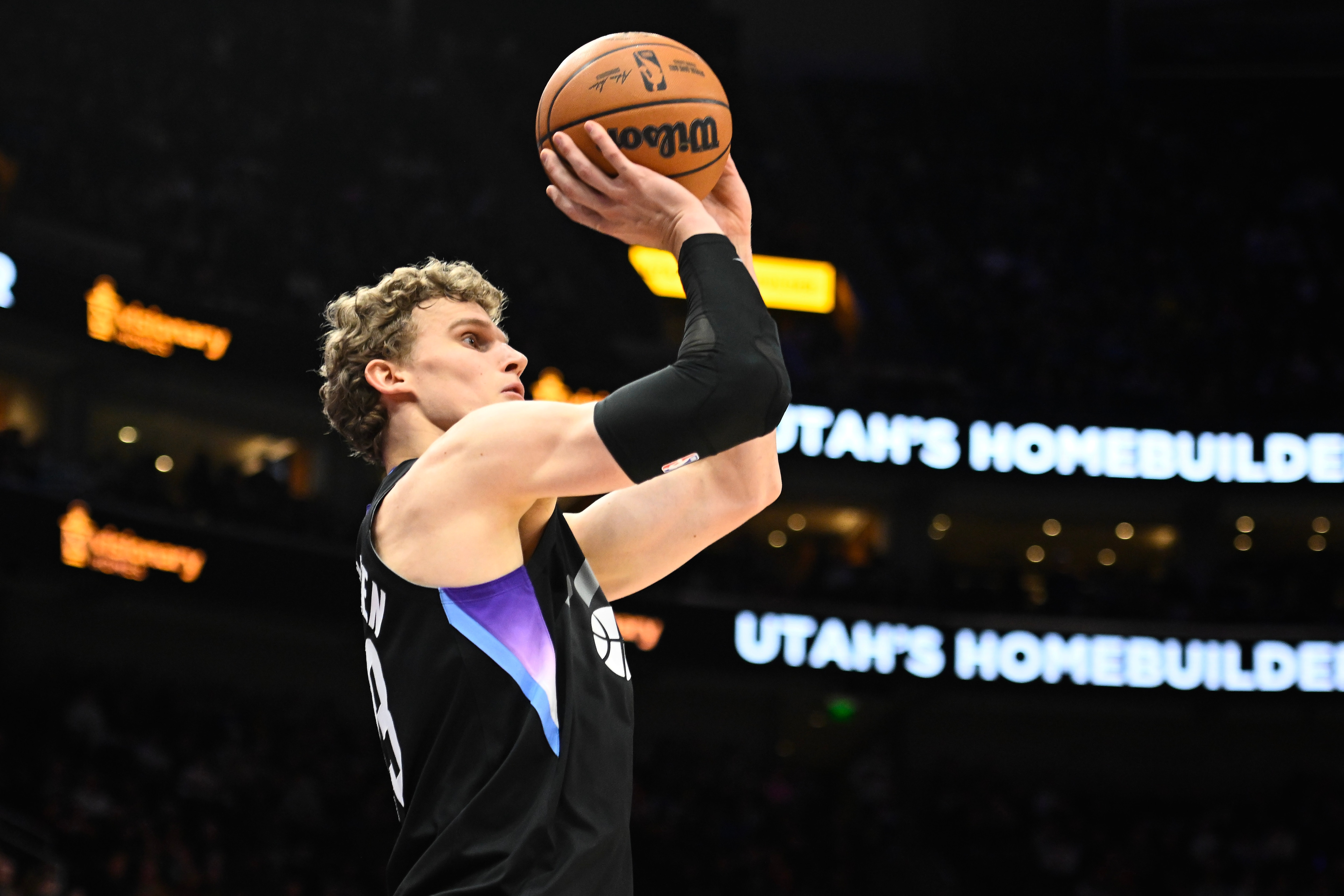 Utah Jazz Fall at the Buzzer Against Hawks: Three Takeaways | Utah Jazz