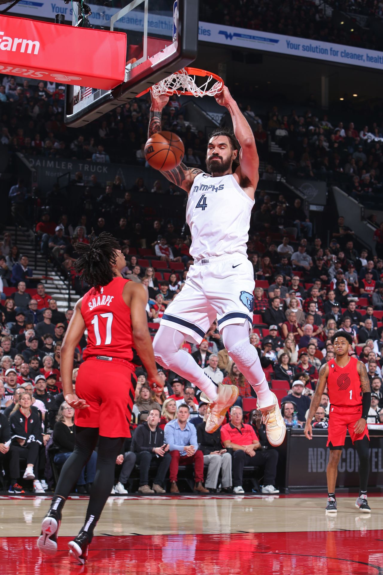 Grizzlies @ Trail Blazers Photos 11.2.22 Photo Gallery | NBA.com