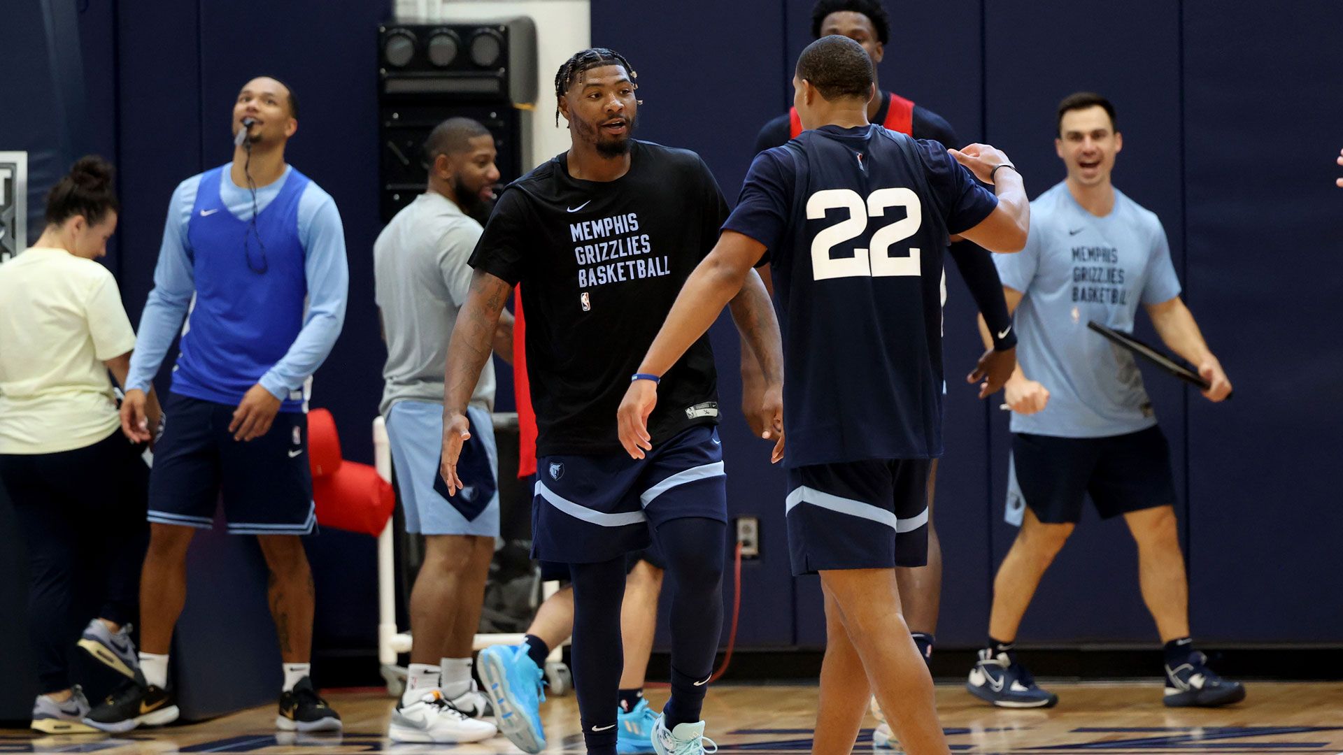 MikeCheck: Smart set to ‘build that chemistry’ in debut for Grizzlies ...