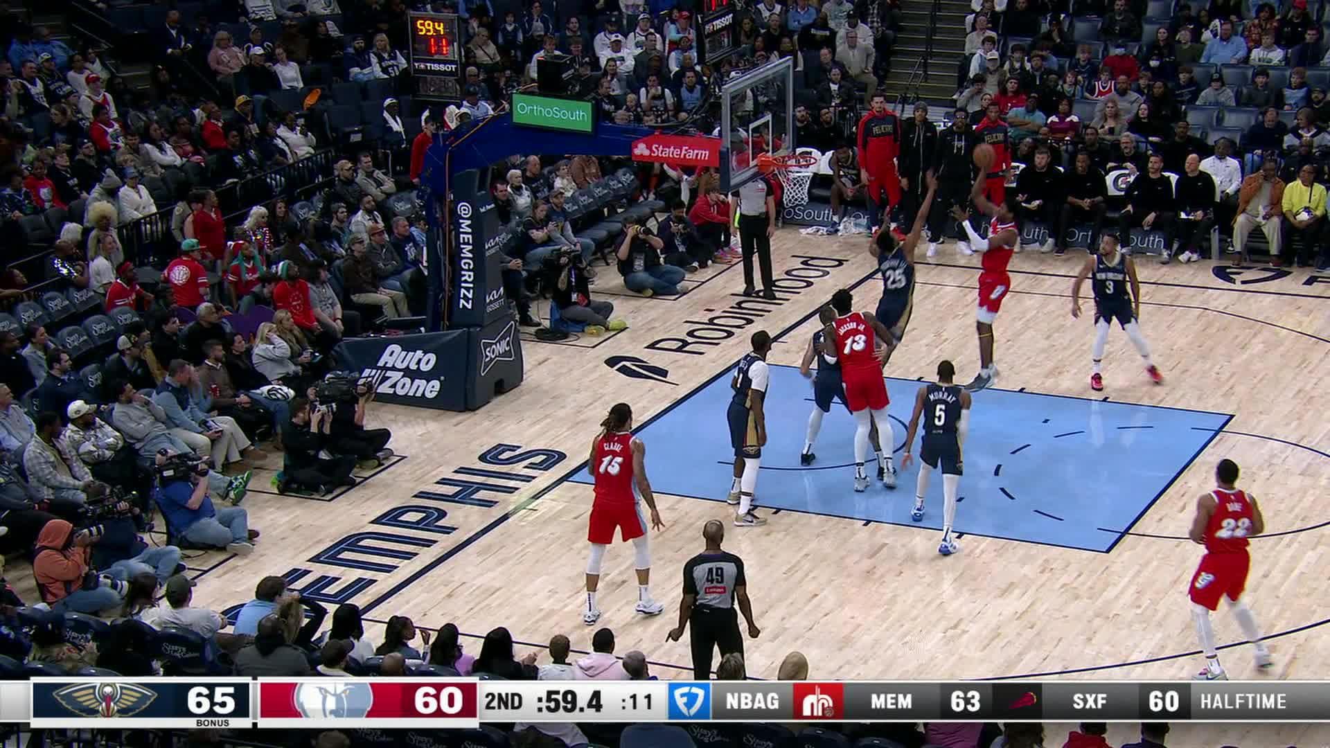 GG Jackson gets creative with a turn around floater