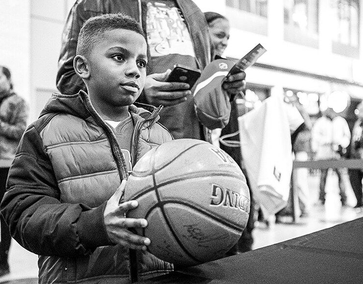 Center Sideline | NBA.com