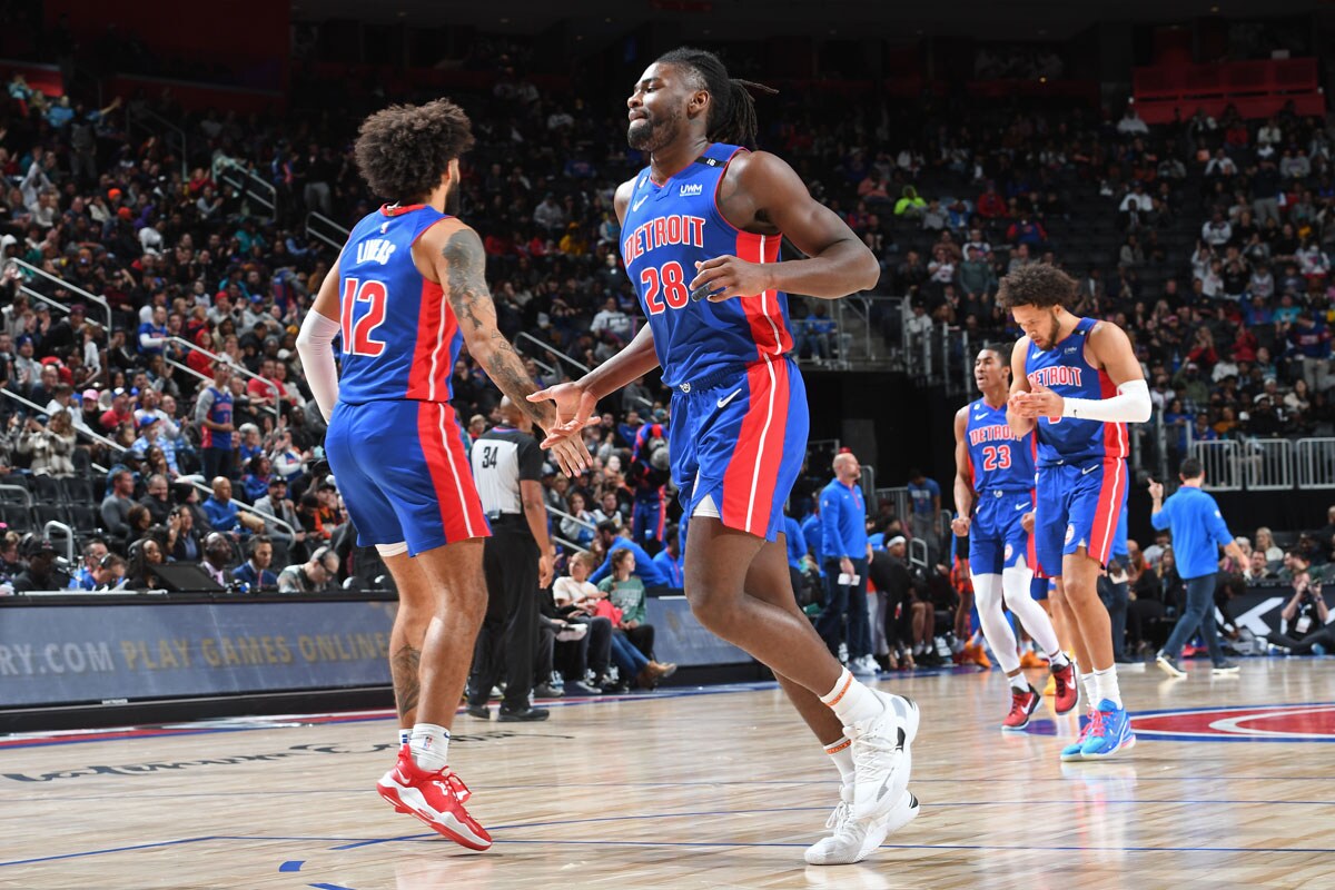 Photos: Pistons 112 Thunder 103 Photo Gallery | NBA.com
