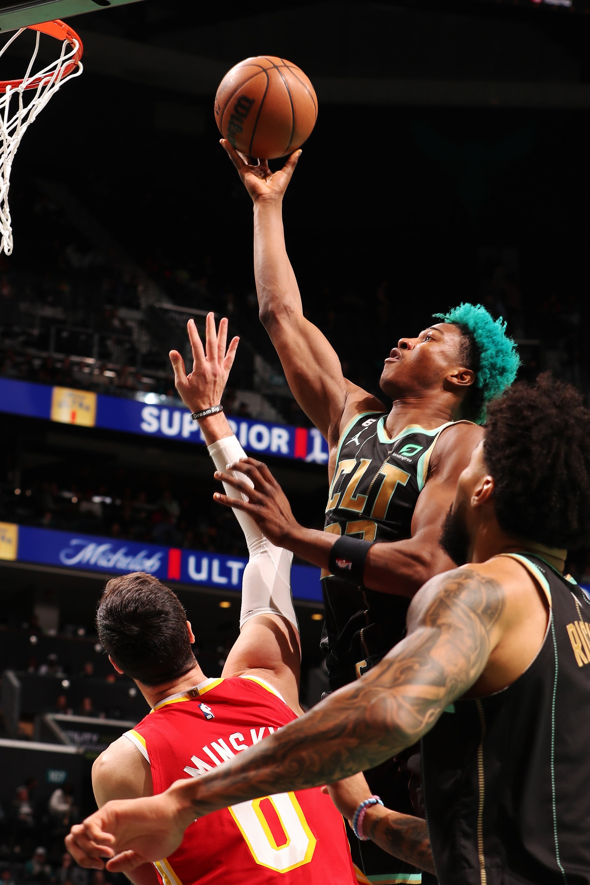 Hornets vs Hawks Gallery - 12/16/22 Photo Gallery | NBA.com