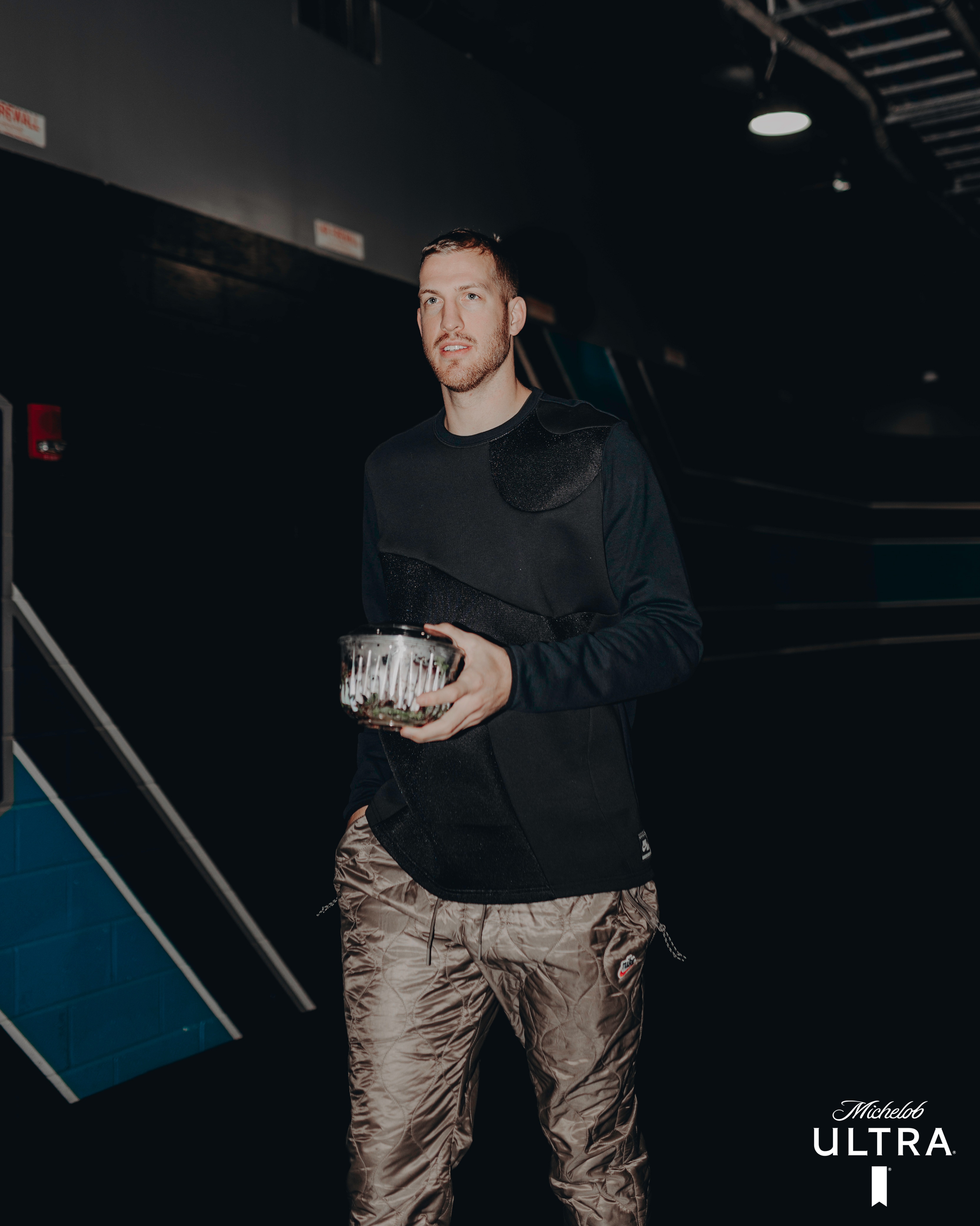 Michelob Ultra #Ultradrip - 12/03/22 Photo Gallery | NBA.com