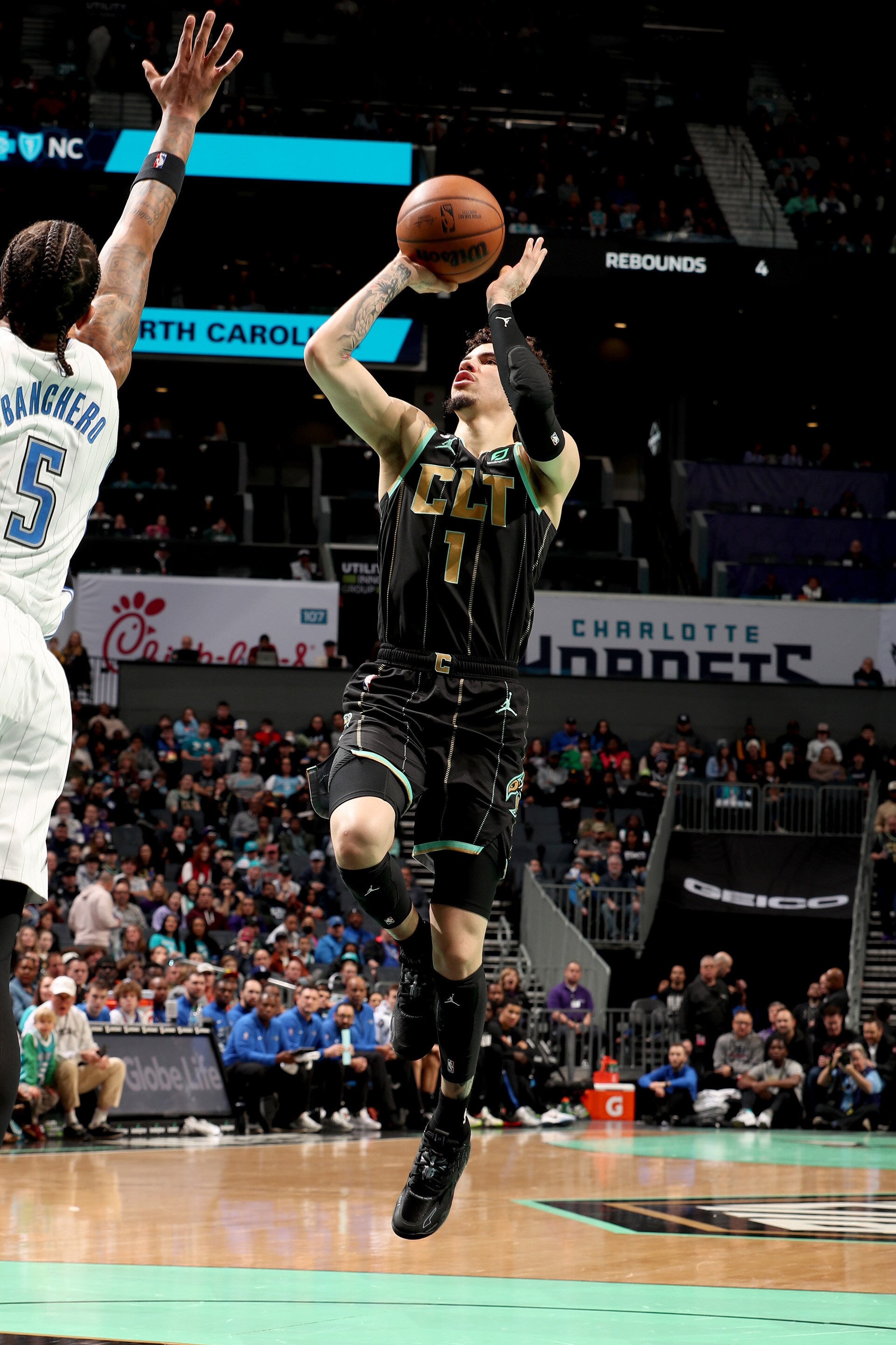 Rebounding And Free-Throw Shooting Bite Hornets In Home Loss | NBA.com