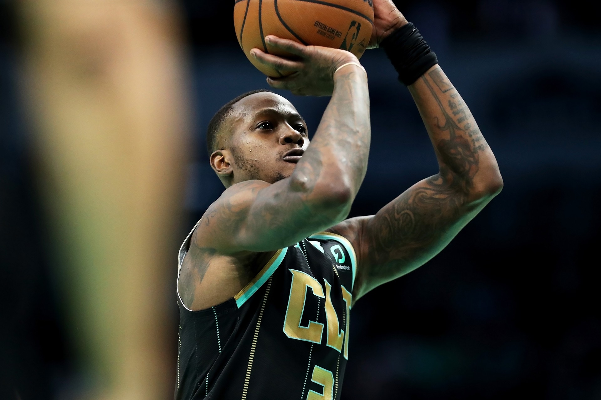 Rebounding And Free-Throw Shooting Bite Hornets In Home Loss | NBA.com