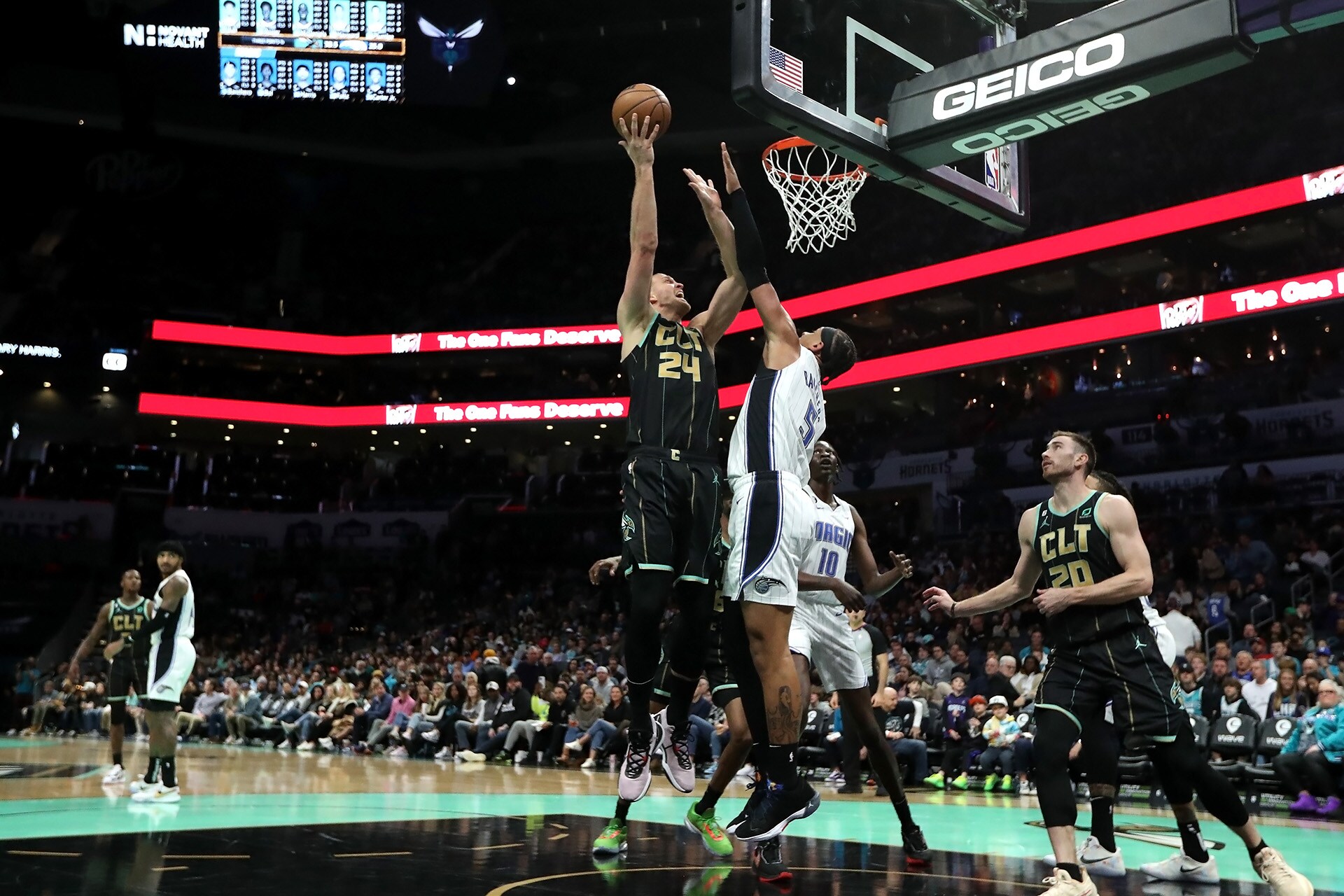 Rebounding And Free-Throw Shooting Bite Hornets In Home Loss | NBA.com