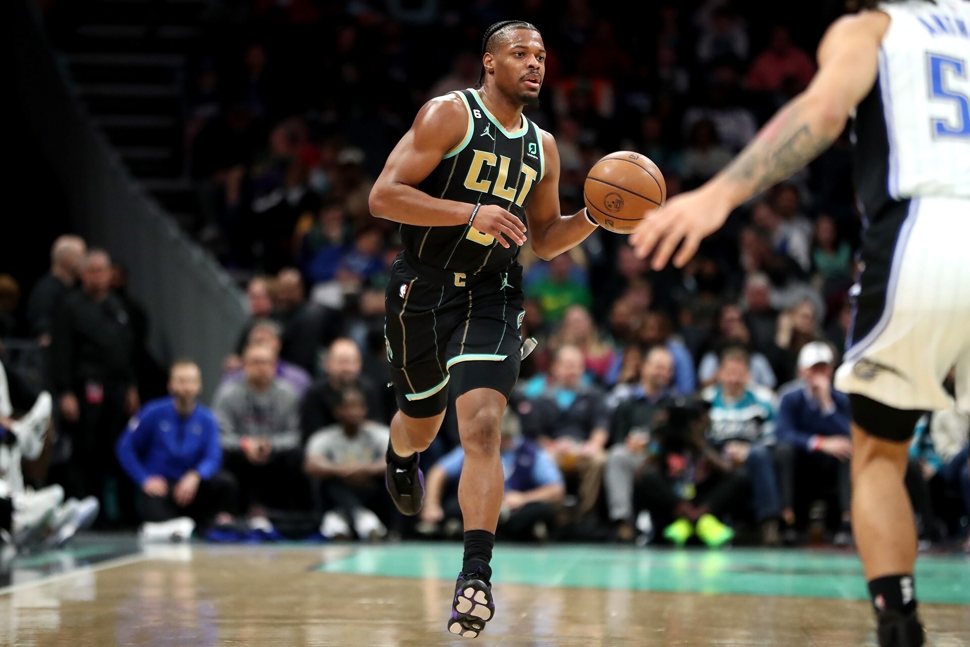 Rebounding And Free-Throw Shooting Bite Hornets In Home Loss | NBA.com