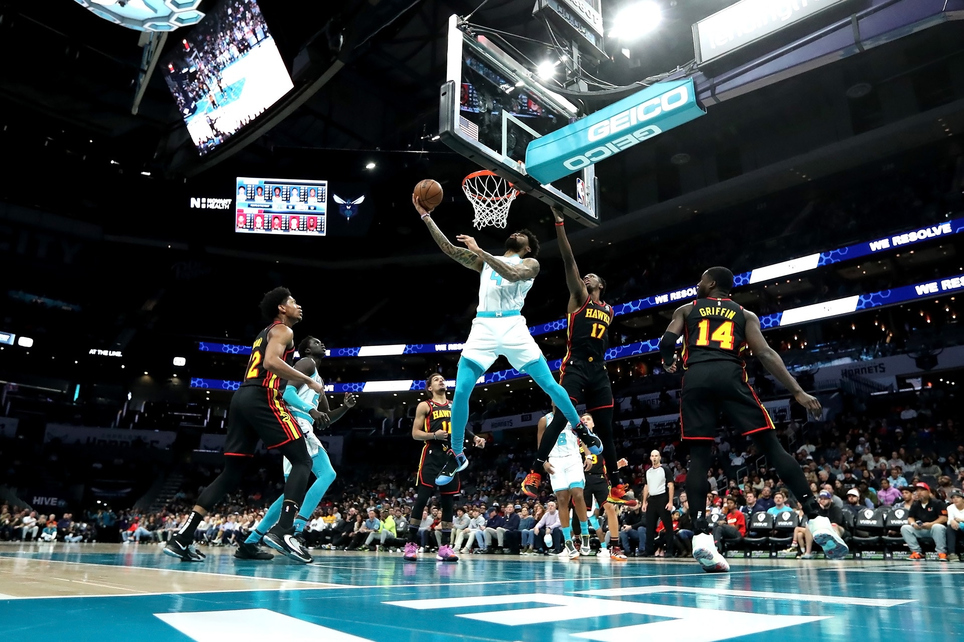 Ball Marvels, Williams Makes Key Block In Hornets’ Wire-To-Wire Home ...