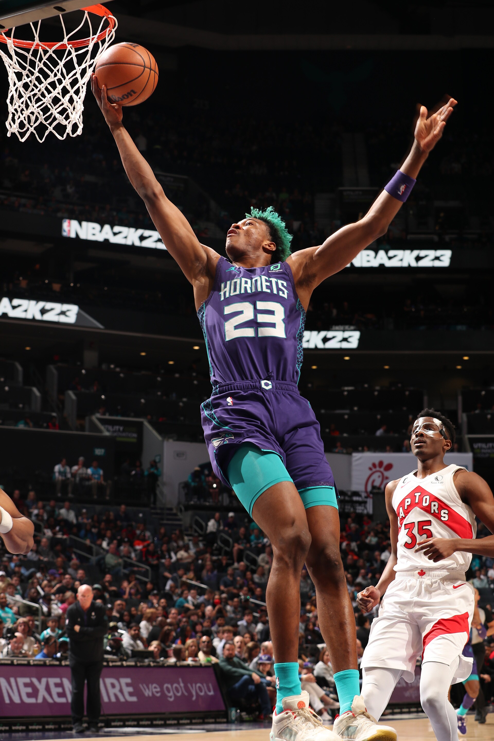 Charlotte’s Defense Has Rough Day Against Raptors | NBA.com