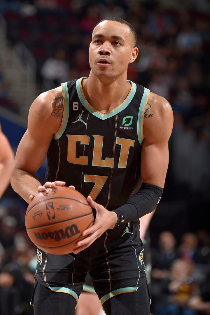Hornets Work Through Shooting Woes To Win Season Finale | Charlotte Hornets