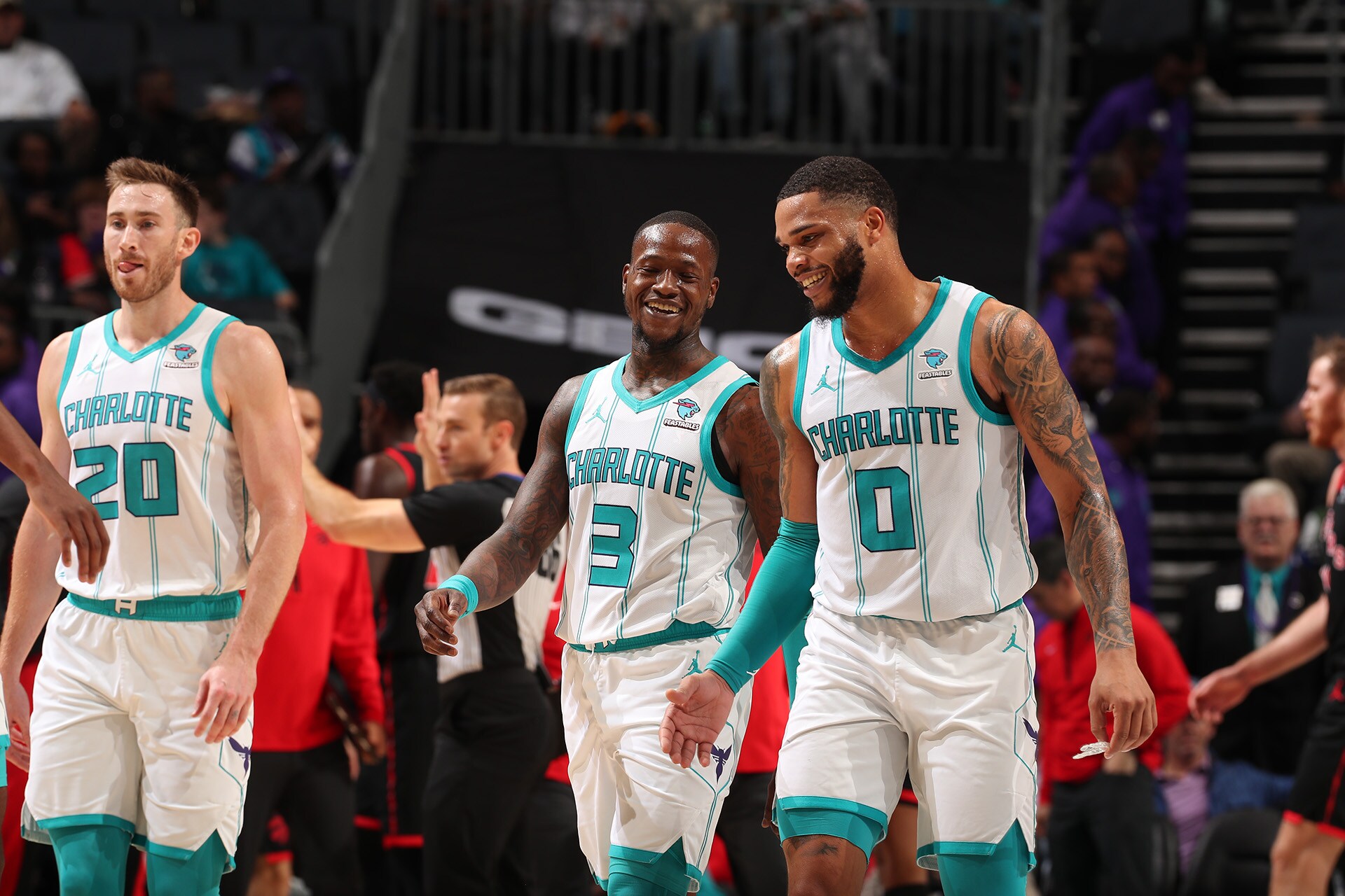Hornets Recover From Blowing 20-Point Lead, Squeak Out Last-Second Win ...