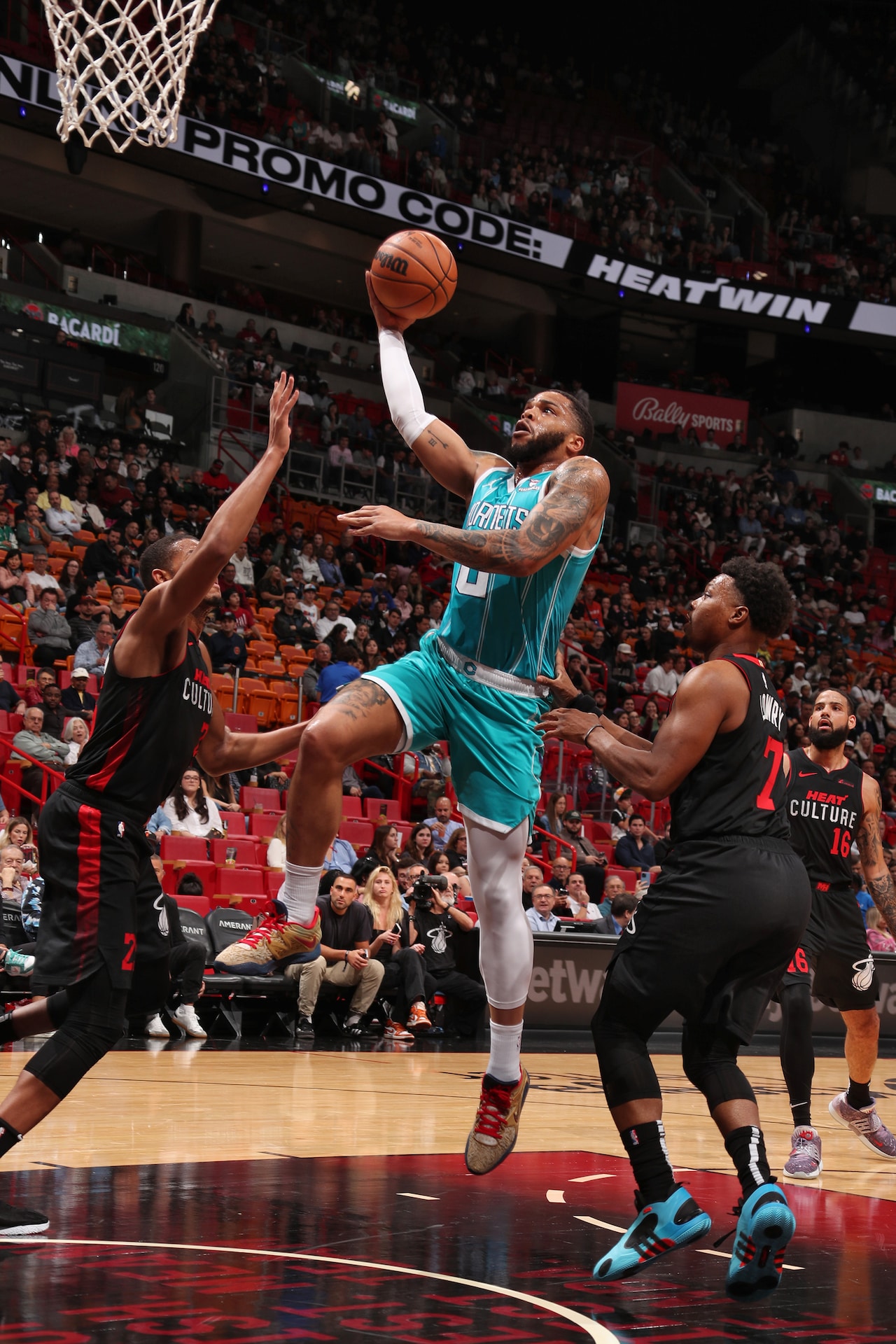 Heat’s Halftime-Spanning Run Sinks Hornets In Miami | Charlotte Hornets