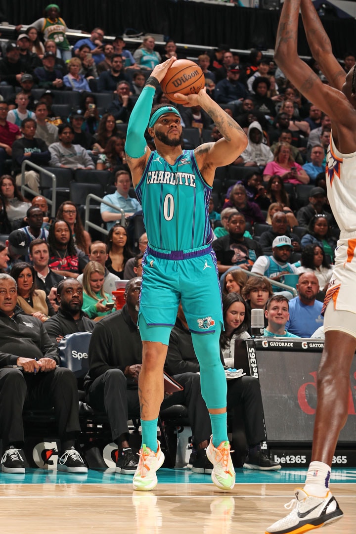 Shots Don’t Drop For Hornets, 4th-Quarter Efforts Just Not Enough ...