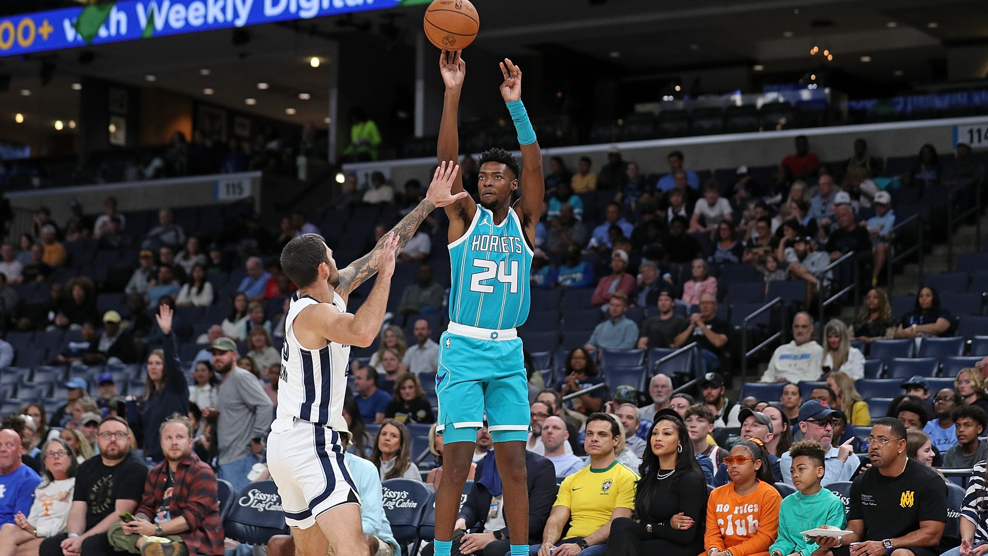 Miller, Mann Lead Hornets To Road Win In Memphis | Charlotte Hornets