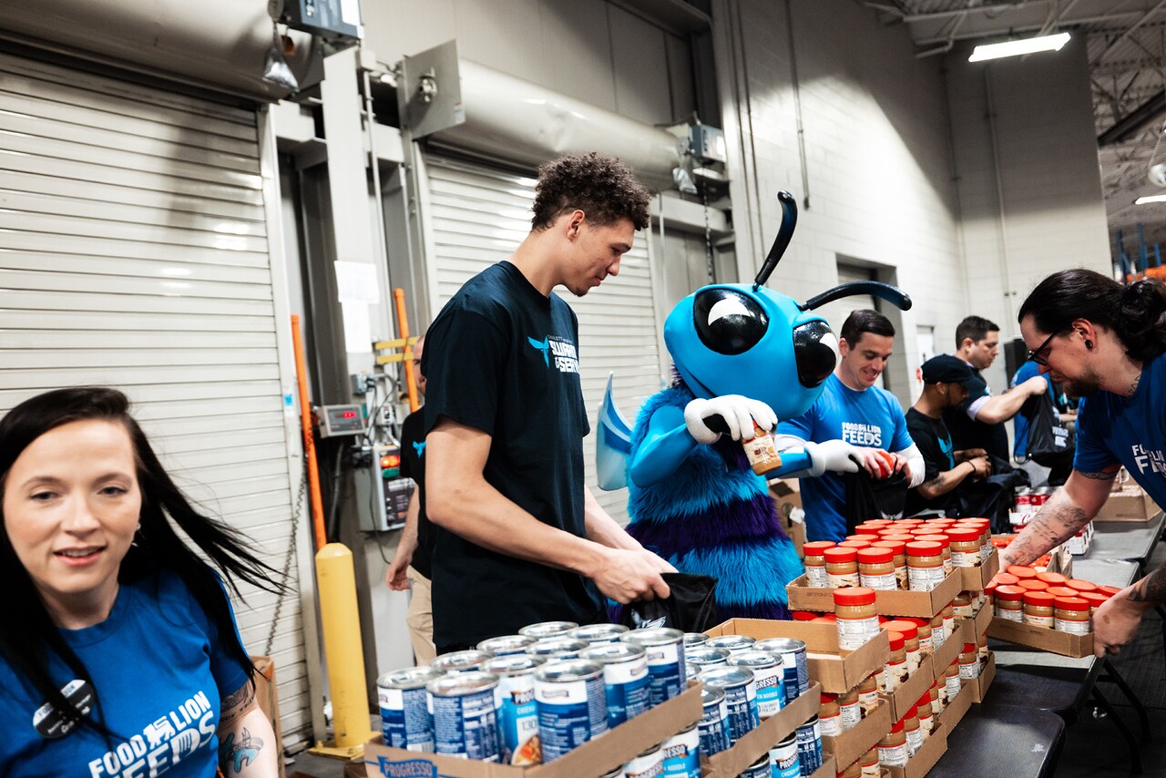 2025 Backpack for Hunger | Charlotte Hornets