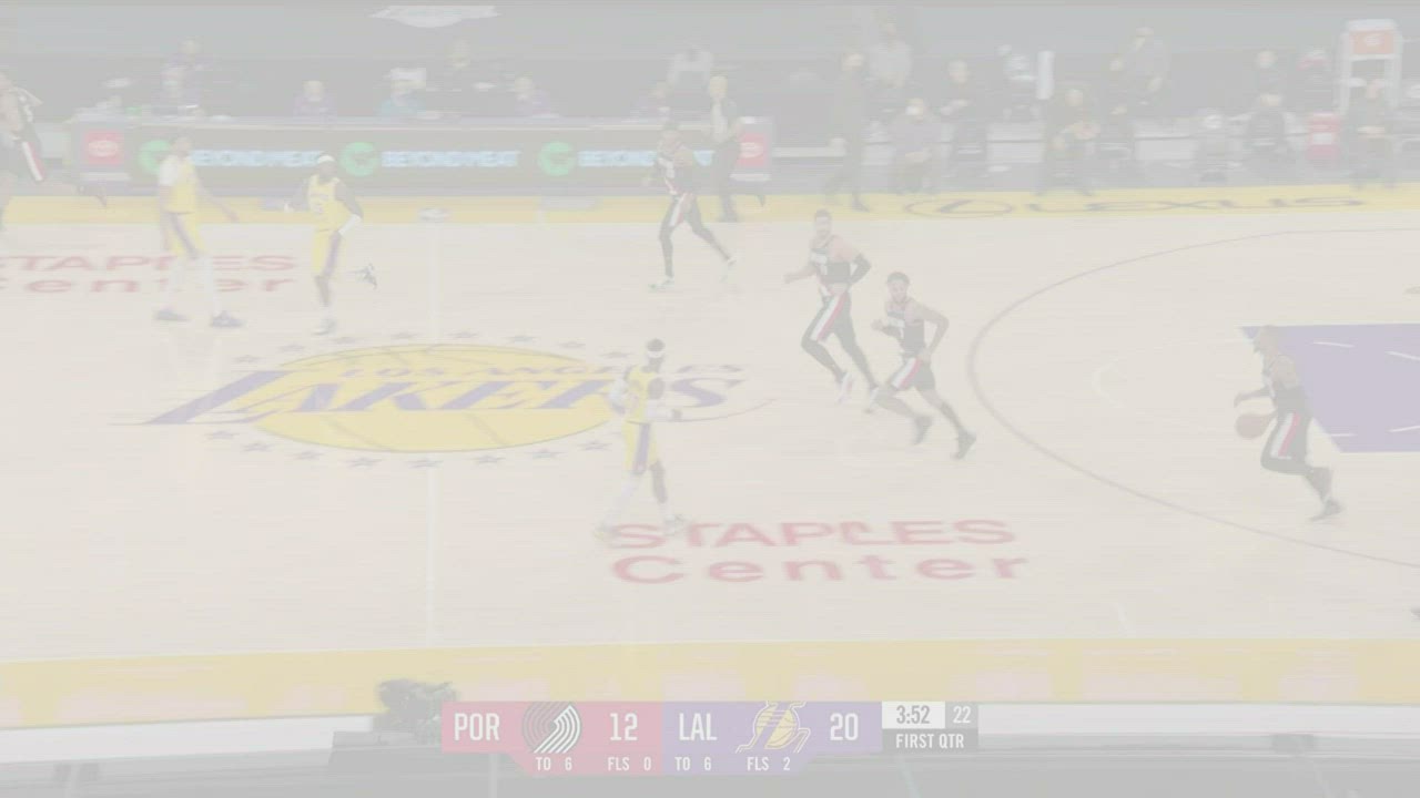 Gary Trent Jr. is shooting the roof off Staples Center right now ...