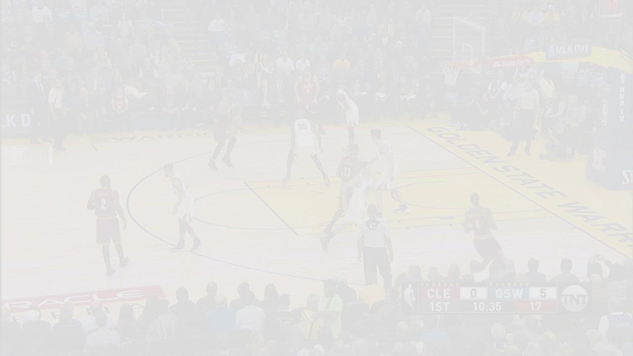 Golden State Warriors with 6 Dunks against the Cavaliers