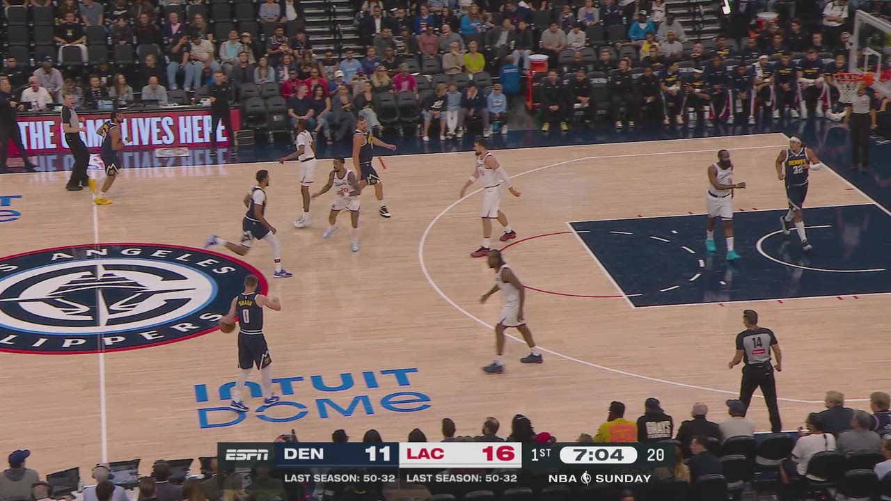 CB goes up and under! | Denver Nuggets