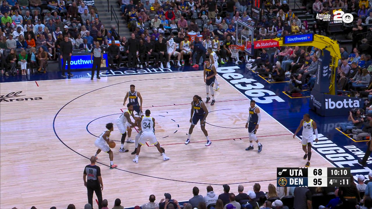 Zeke blocks the three-pointer! | Denver Nuggets